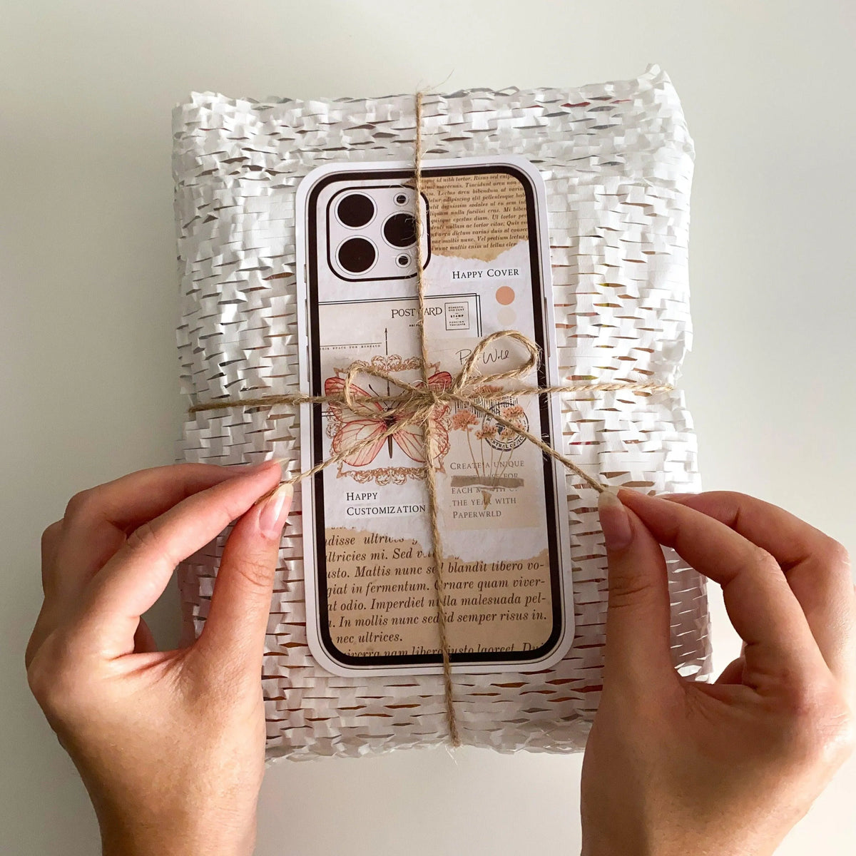PAPERWRLD - DIY Phone Case Winter Box - Personalize Your Phone